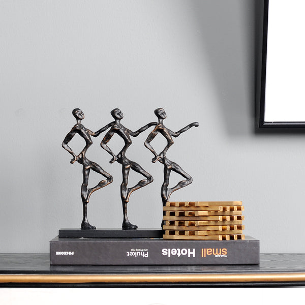 Metal Figure Sculpture Metal People Sculpture Aluminum Statue Metal Man ...